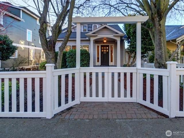 1611 10th Ave W Unit 1, Seattle, WA 98119