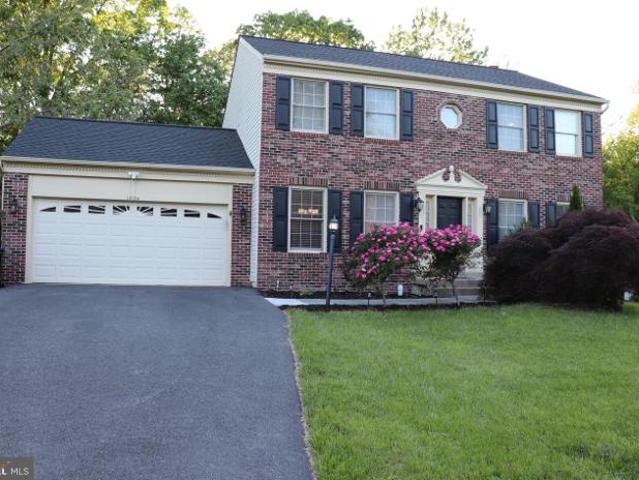 16120 Kennedy St, Woodbridge, VA 22191