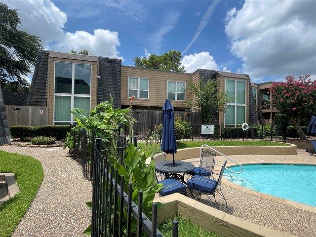 16120 Stuebner Airline Rd Apt 601, Spring, TX 77379