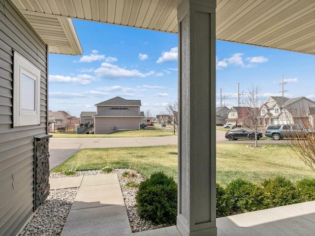 16122 Estate Lane