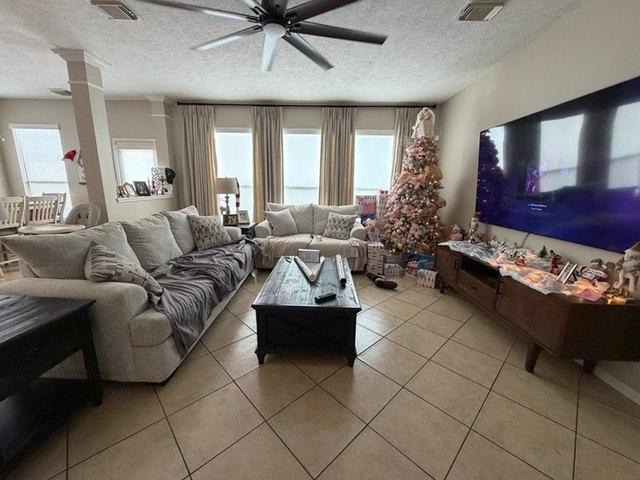 16122 Hidden Crest Dr, Houston, TX 77049