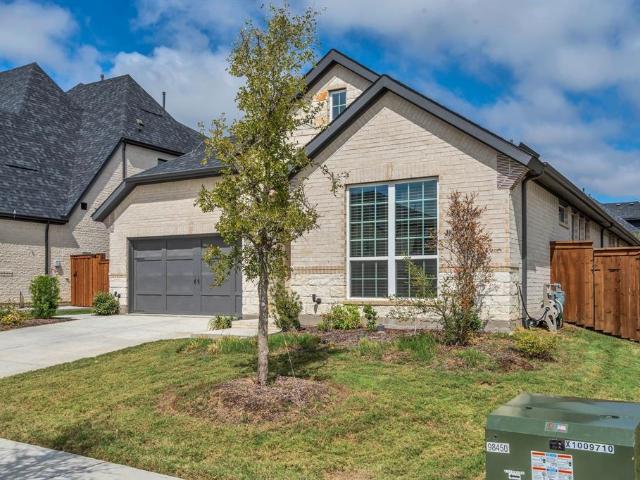 16128 Harris Hawk Street