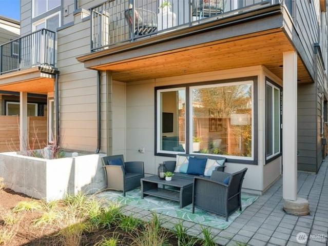 1612 N 92nd St, Seattle, WA 98103