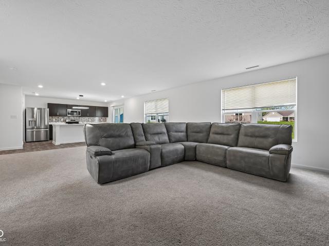 1612 N Regatta Drive