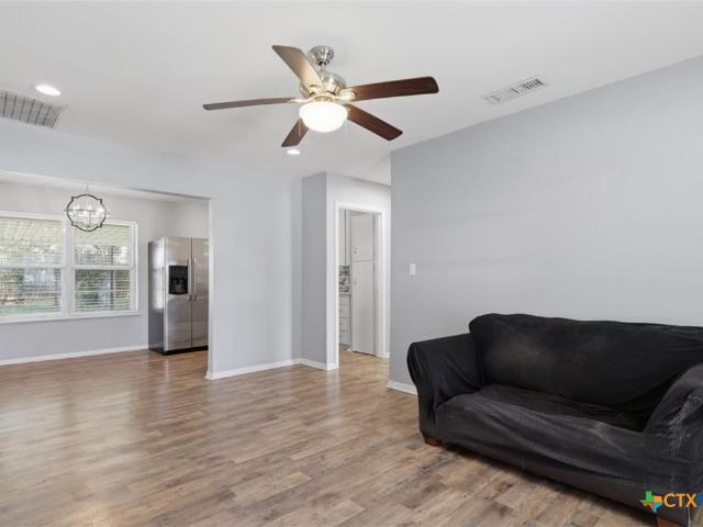 1612 Alamo Dr, Victoria, TX 77901 | MLS #599854