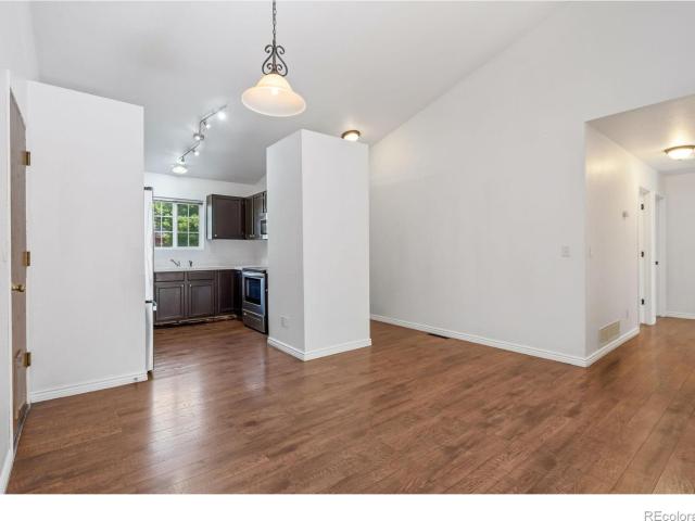 1612 Bayberry Circle