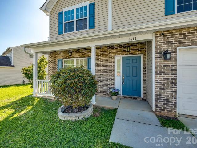 1612 Beleek Ridge Lane