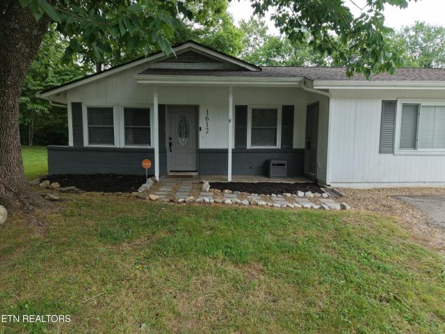 1612 Bradshaw Garden Rd