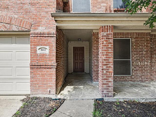 1612 Cardinal Way