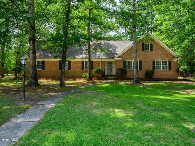 1612 Colony Dr, Tarboro, NC 27886