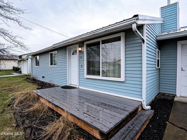 1612 E 2nd Ave, Post Falls, ID 83854 | MLS #26 2762 | Compass