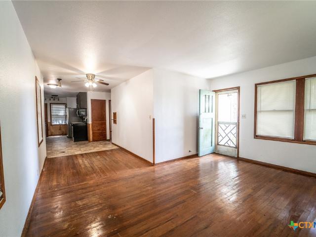 1612 E Mesquite Lane