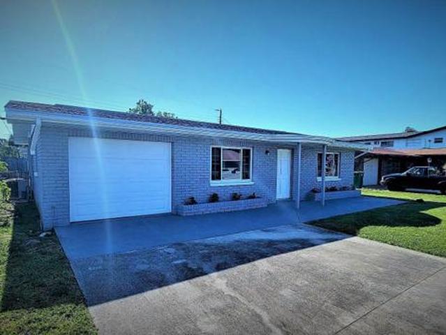 1612 Elizabeth St, Melbourne, FL 32901