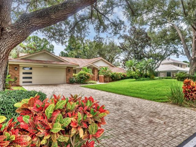 1612 Pine Harrier Cir, Sarasota, FL 34231 | MLS #A4663 | Compass