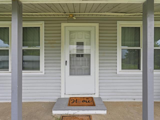 1612 Ridge Rd