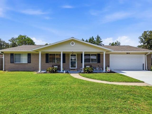 1612 SW Saint James Ct, Lake City, FL 32025