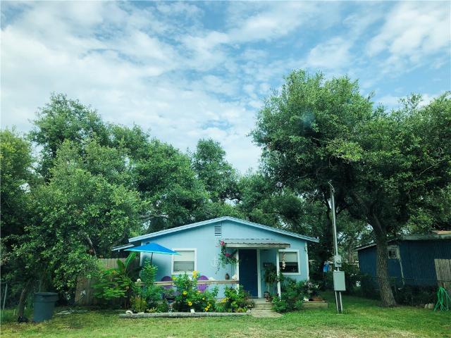 1612 Sammy Henderson St, Rockport, TX 78382 | MLS #470341 | Compass