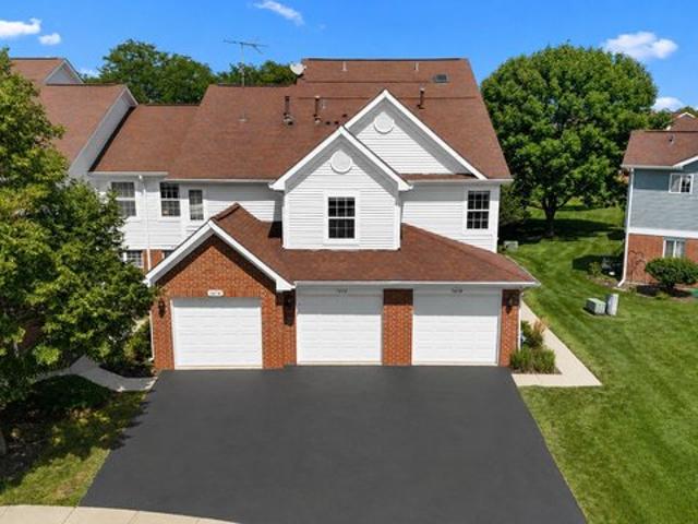 1612 Thornfield Ct, Roselle, IL 60172