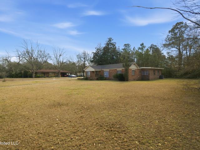 1612 W 7th St, Hattiesburg, MS 39401 | MLS #4138 | Compass
