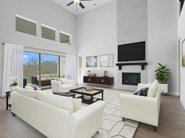 1612 Yellow Rose Road