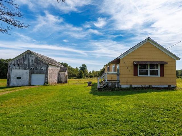 16131 Lyons Rd, Union City, PA 16438