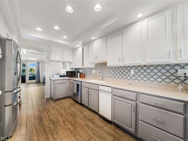 16139 Saint Croix Cir, Huntington Beach, CA 92649