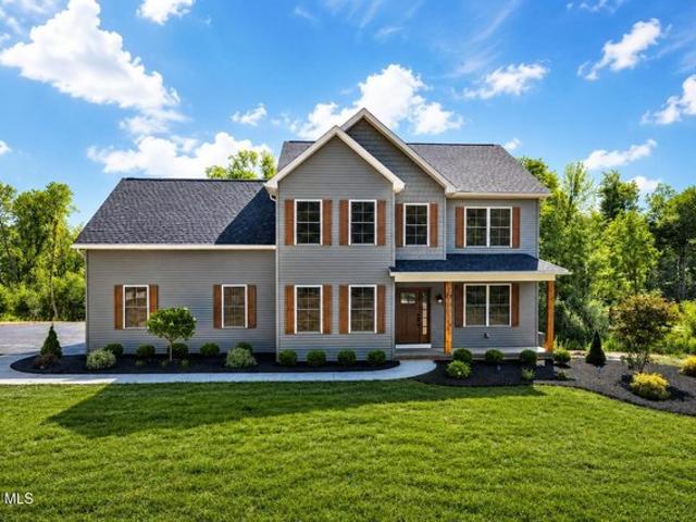 1613 Best Rd, East Greenbush, NY 12144