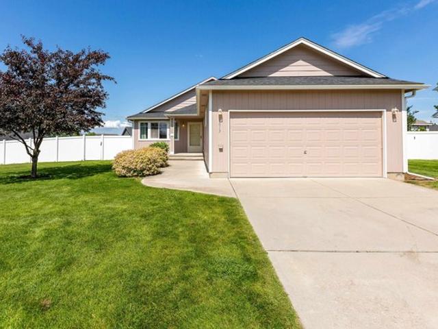 1613 E 2nd St, Deer Park, WA 99006