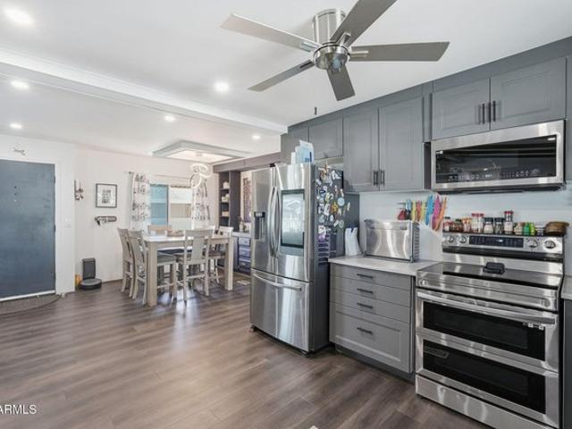1613 E Villa Rita Dr, Phoenix, AZ 85022