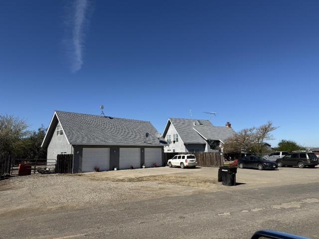 1613 Fig Ave, Patterson, CA 95363 | MLS #226031