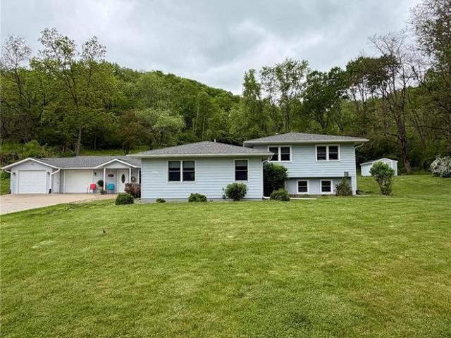 1613 Gilmore Valley Rd, Winona, MN 55987