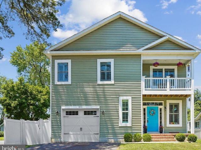 1613 Lee Drive