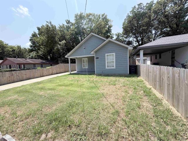 1613 locust st