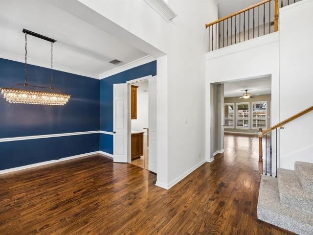 1613 Long Prairie Court