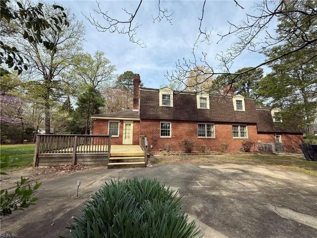 1613 Stokes CT