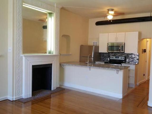 1613 S Broad St #2, Philadelphia, PA 19148