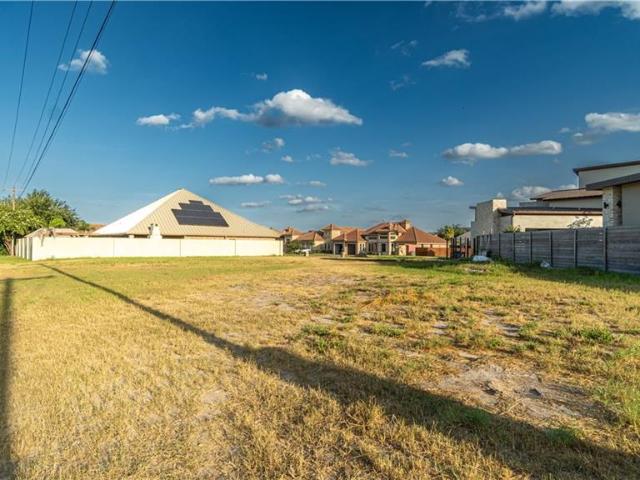 1613 Sandstone Drive