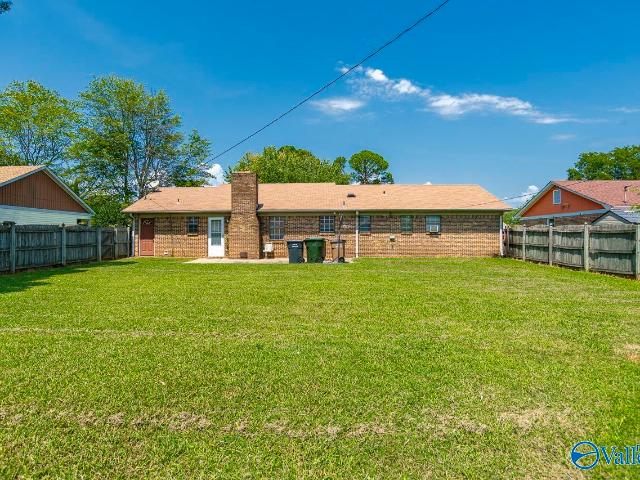 1613 Thomas Drive SW