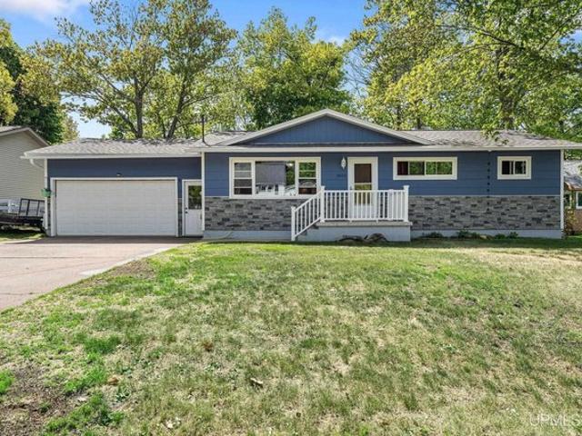 1613 Woodland Ave, Marquette, MI 49855