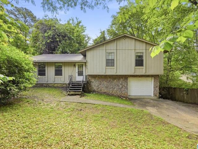 1613 5th Way NW, Center Point, AL 35215