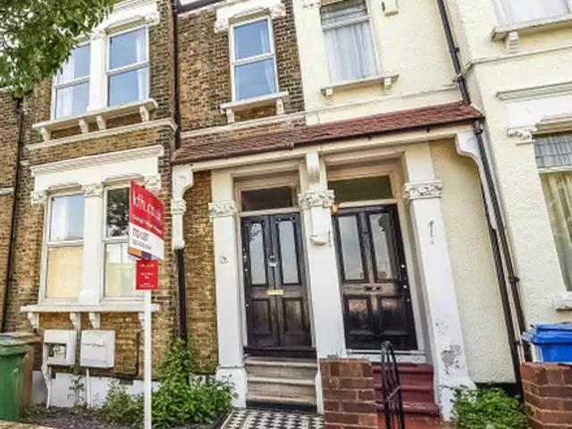 161 191 Brenchley Gardens, London, SE23 3RF, United Kingdom | 2 bed apartment for rent #167245766 | Rentberry