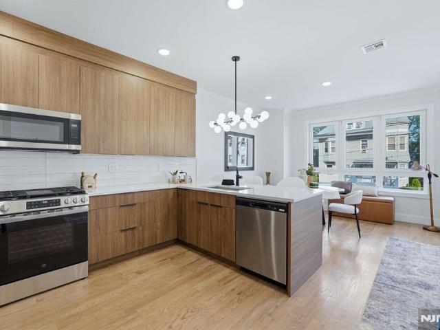 161 21st Street