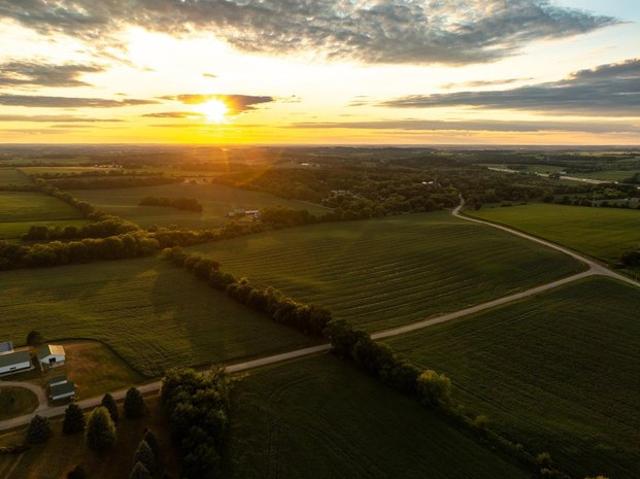 161 60 / Acres Koshkonong Rd, Stoughton, WI 53589