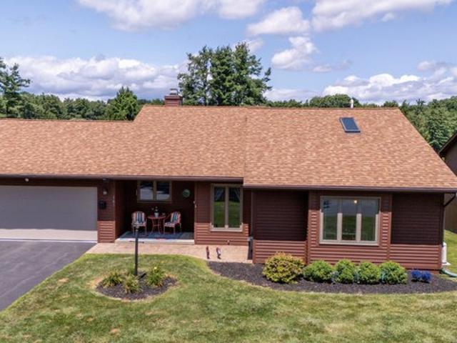 161 Country Club Ln, Fort Johnson, NY 12070