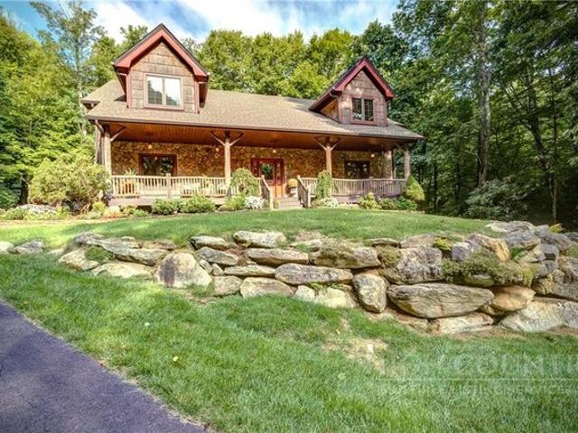 161 Cobblestone Bridge Ln, Banner Elk, NC 28604