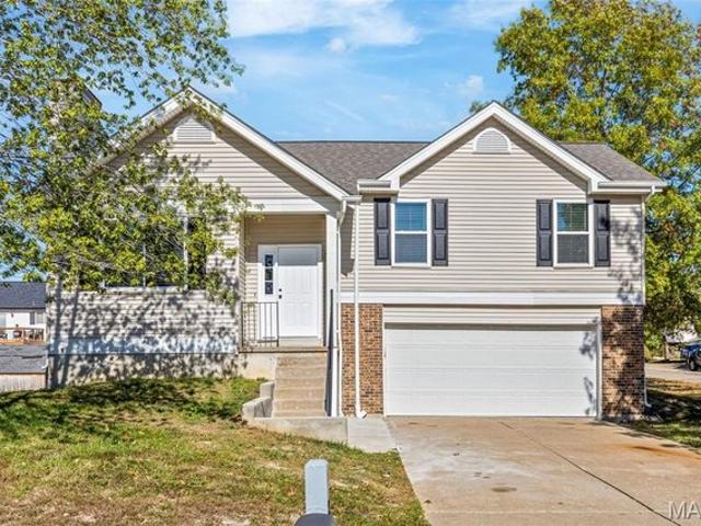 161 Christina Marie Dr, O'Fallon, MO 63368