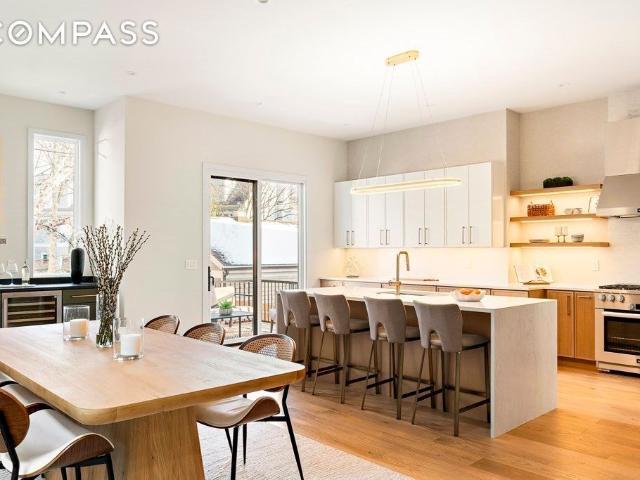 161 Cushing St, Cambridge, MA