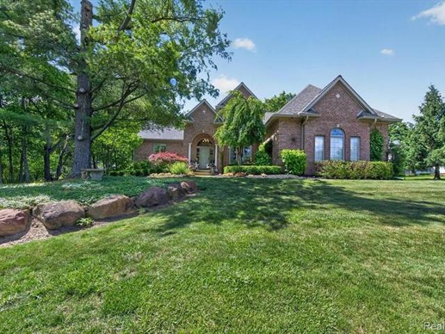 161 Abby Brook Ln, Marion Township, MI 48843
