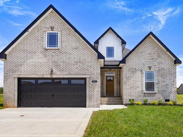 161 Aspen Pine Dr, Clarksville, TN 37043