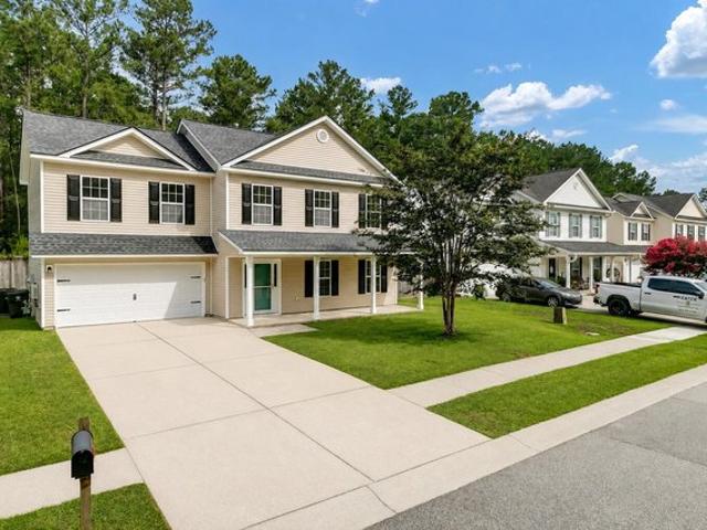 161 Blackstone Dr, Moncks Corner, SC 29461